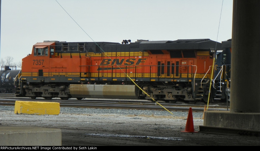 BNSF 7357